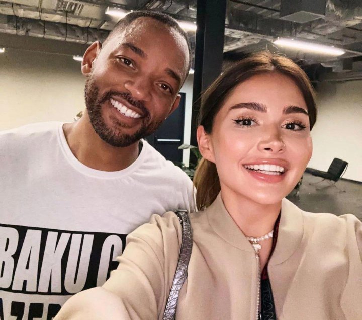 Узбекская блогерша Марьям Тиллаева встретила американского актёра Уилла Смита - Upl.uz, 15.09.2024